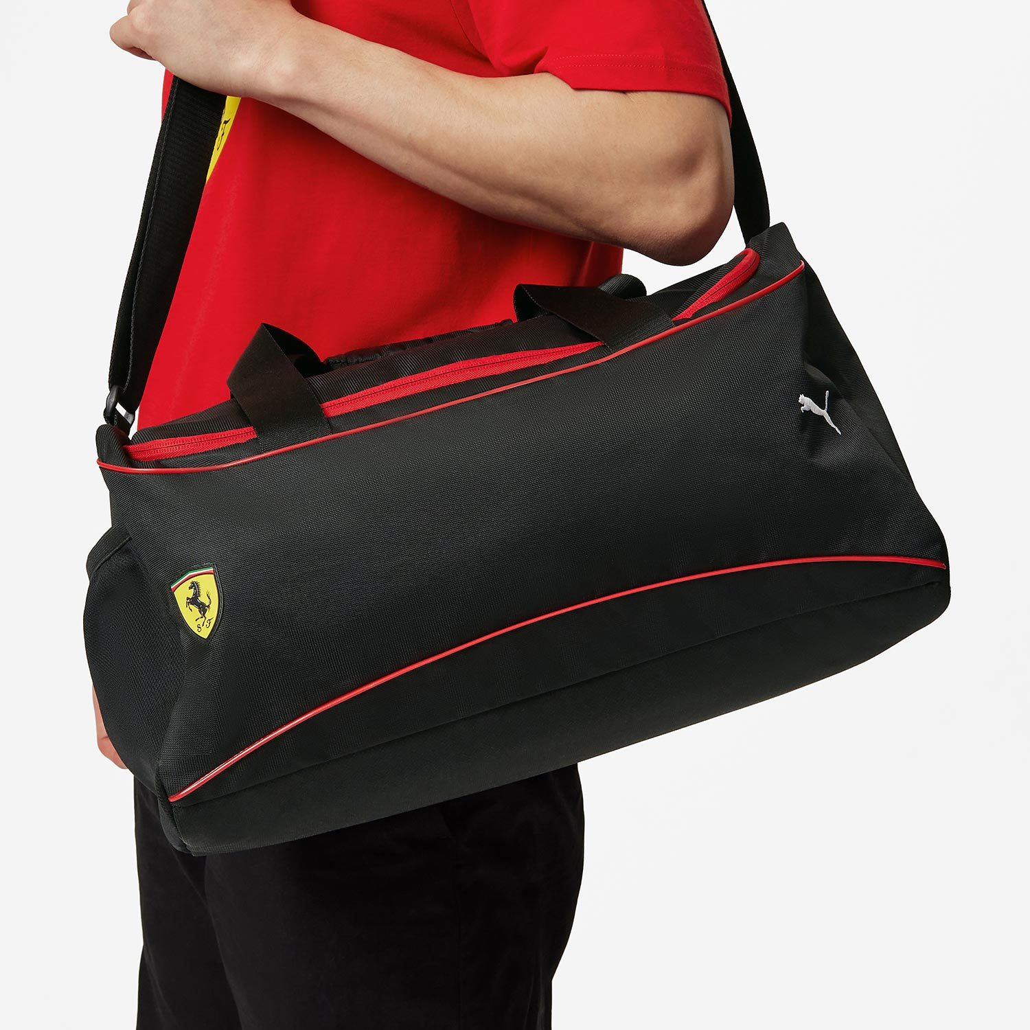 Ferrari F1 Gym Team Bag Bags | Bags and backpacks \ Backpacks ...