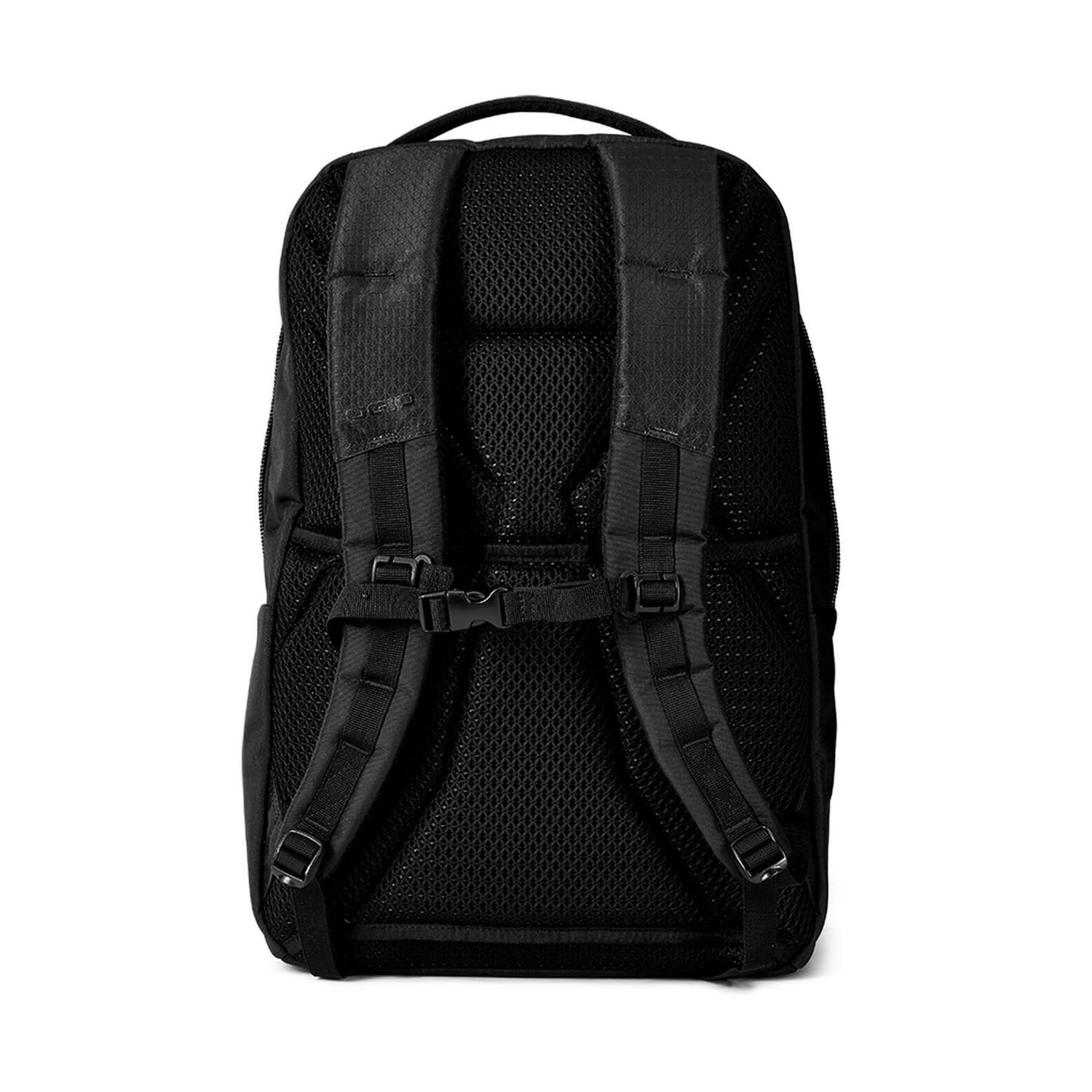Ogio AXLE Pro Backpack black Black | Bags and backpacks \ Backpacks ...